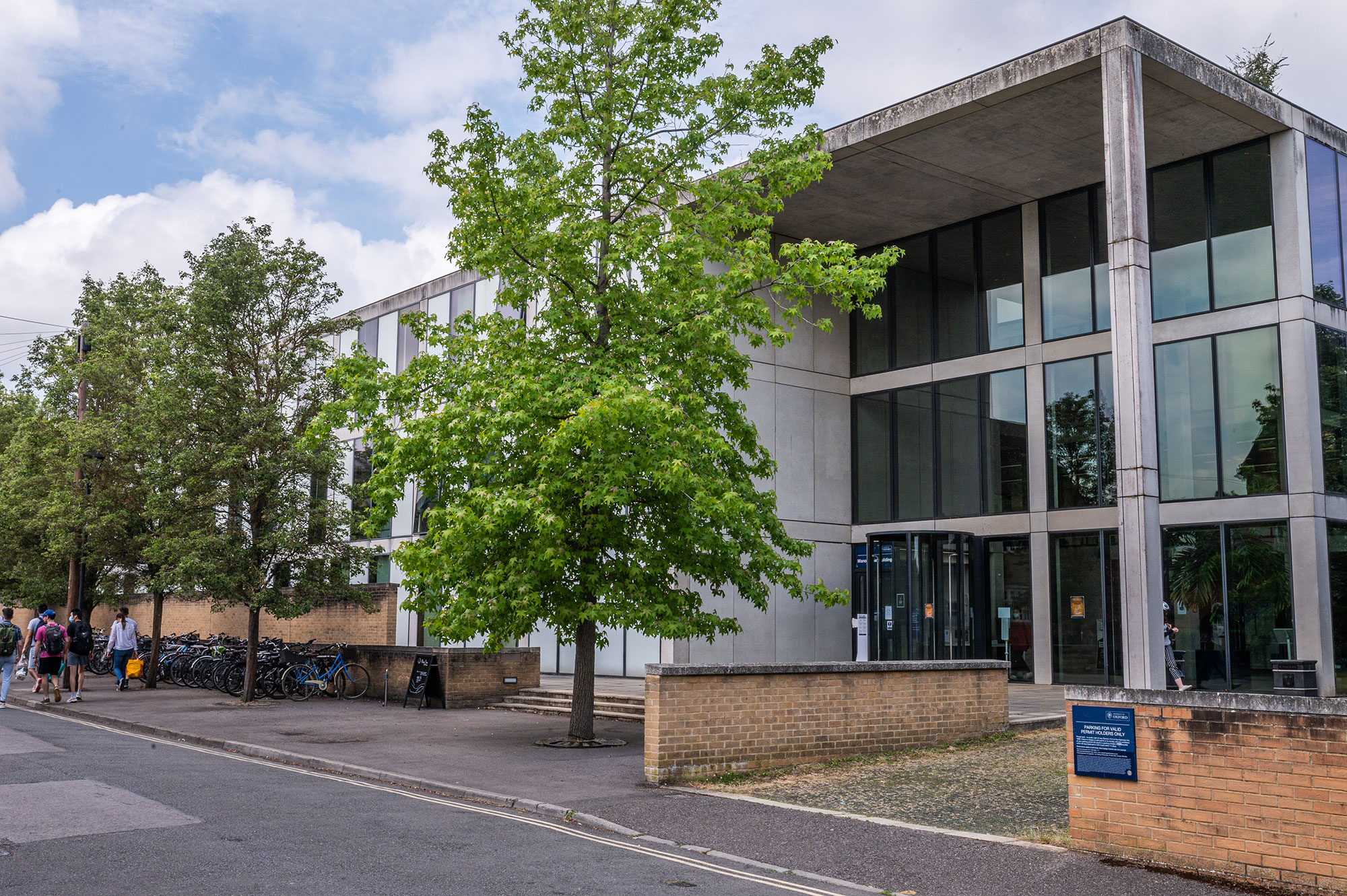 Second cohort of interns undertake UNIQ+ project internships at DPIR | DPIR