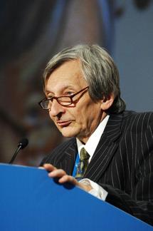 Professor Sir Adam Roberts gives evidence to House of Commons Defence ...