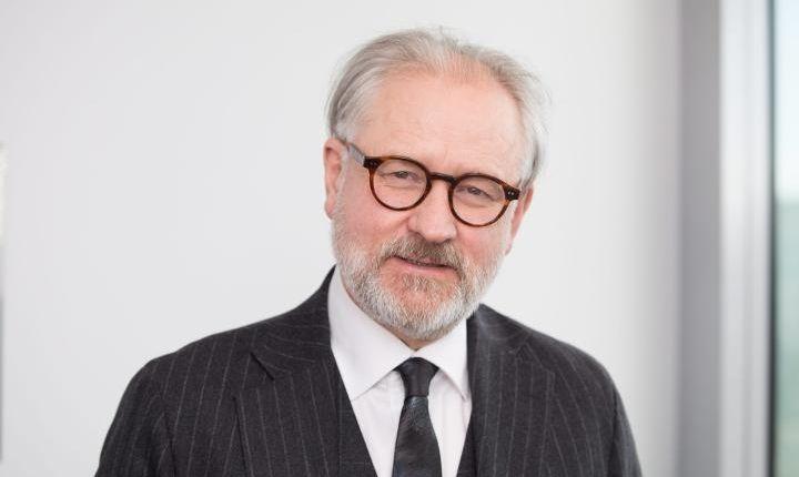 Jan Zielonka receives UACES award | DPIR